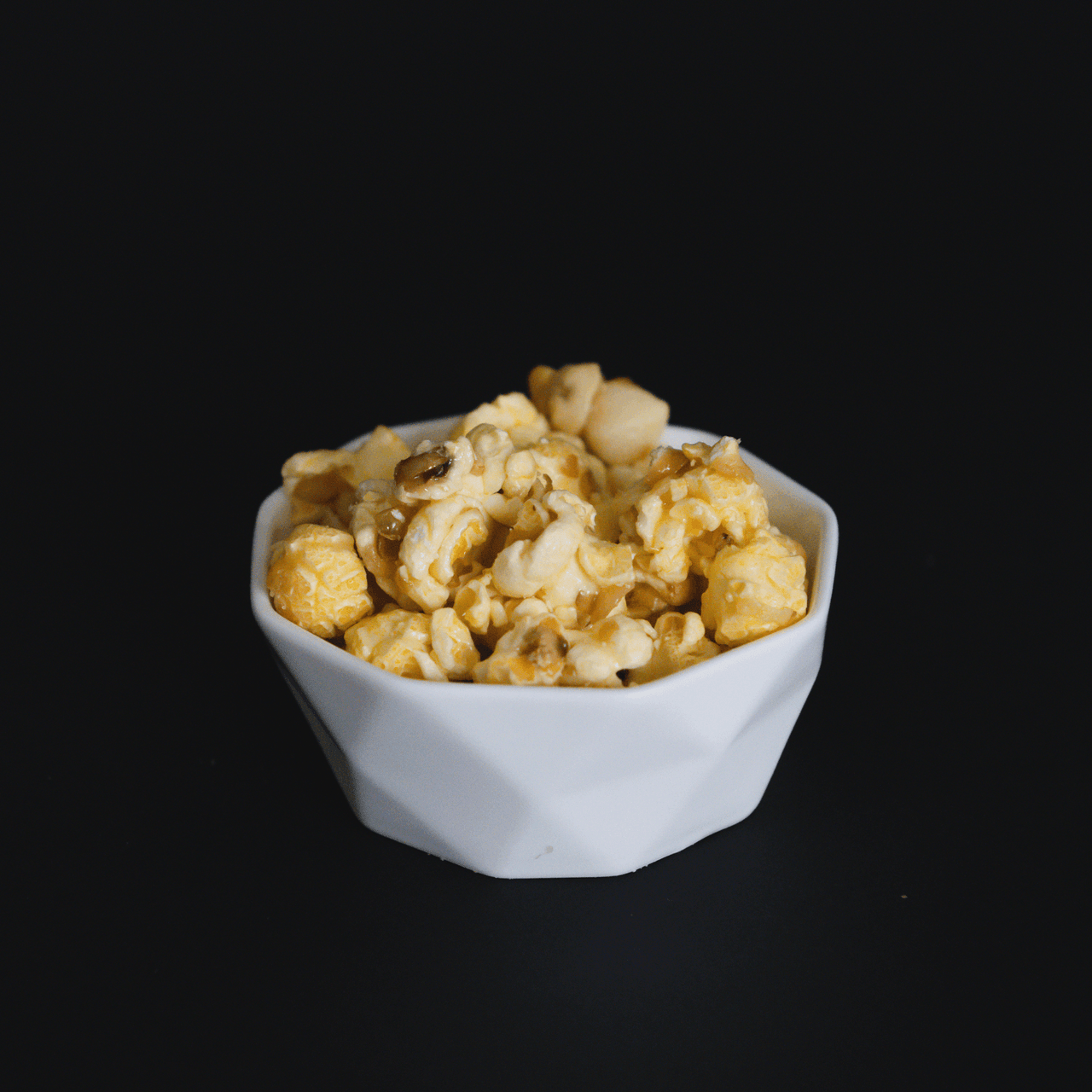 Coconut + Macadamia Nut Popcorn – Lisa's Popcorn